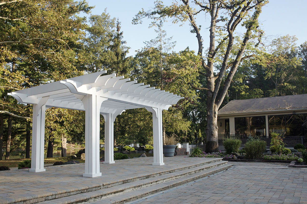 estate-pergola - The Estate at Farrington Lake